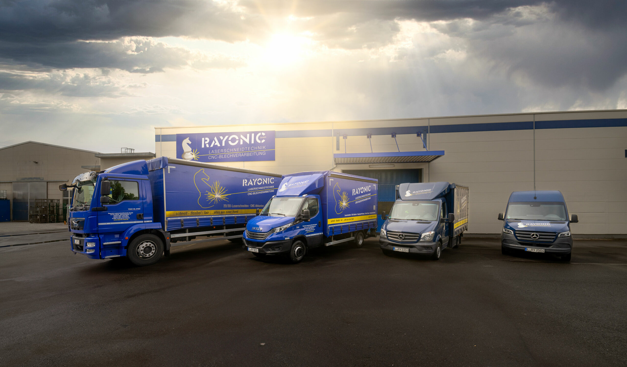 Logistik für Blechteile – Versand, Verpackung & eigener Fuhrpark ...